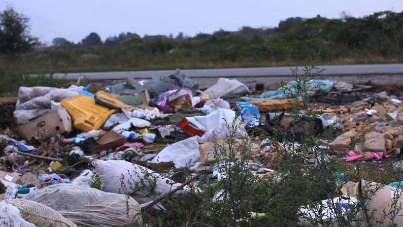 Friday night funkin´ trash mod by Vekimgames