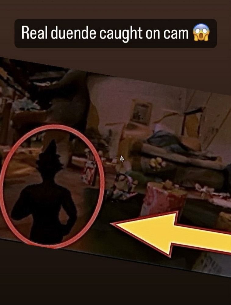 Magic Circle by yikes_cg, SHMIAM, SWEYET, SSSSSSS!