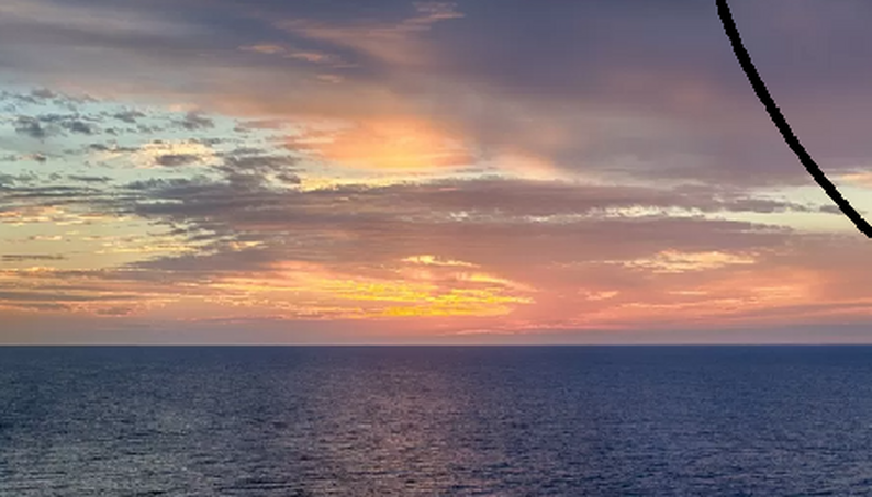 EPIC PIRATE SHIP BATTLE by Mr.Goober