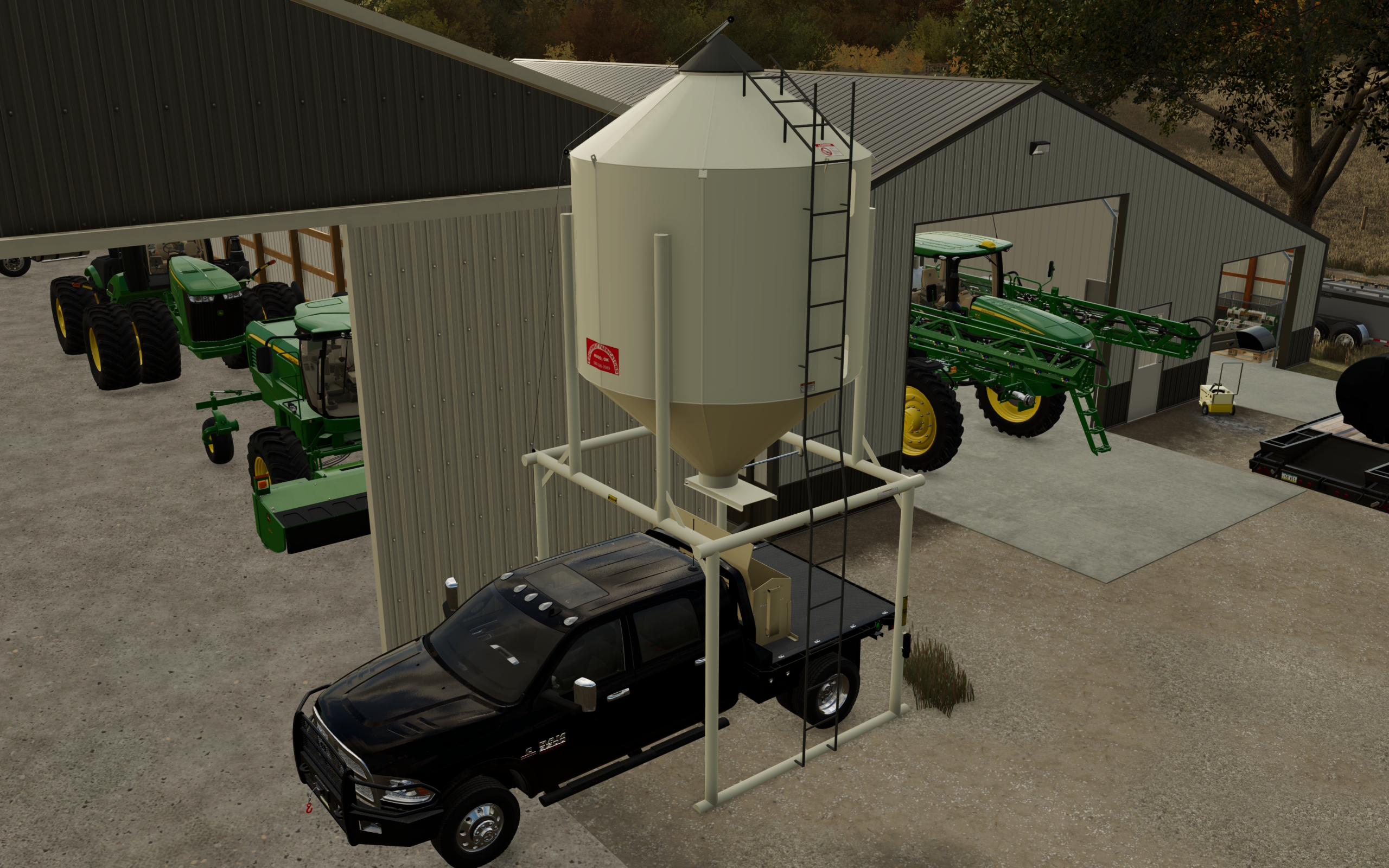 FS22 15-ton Overhead Bulk Storage Bin by Green Acres Modding