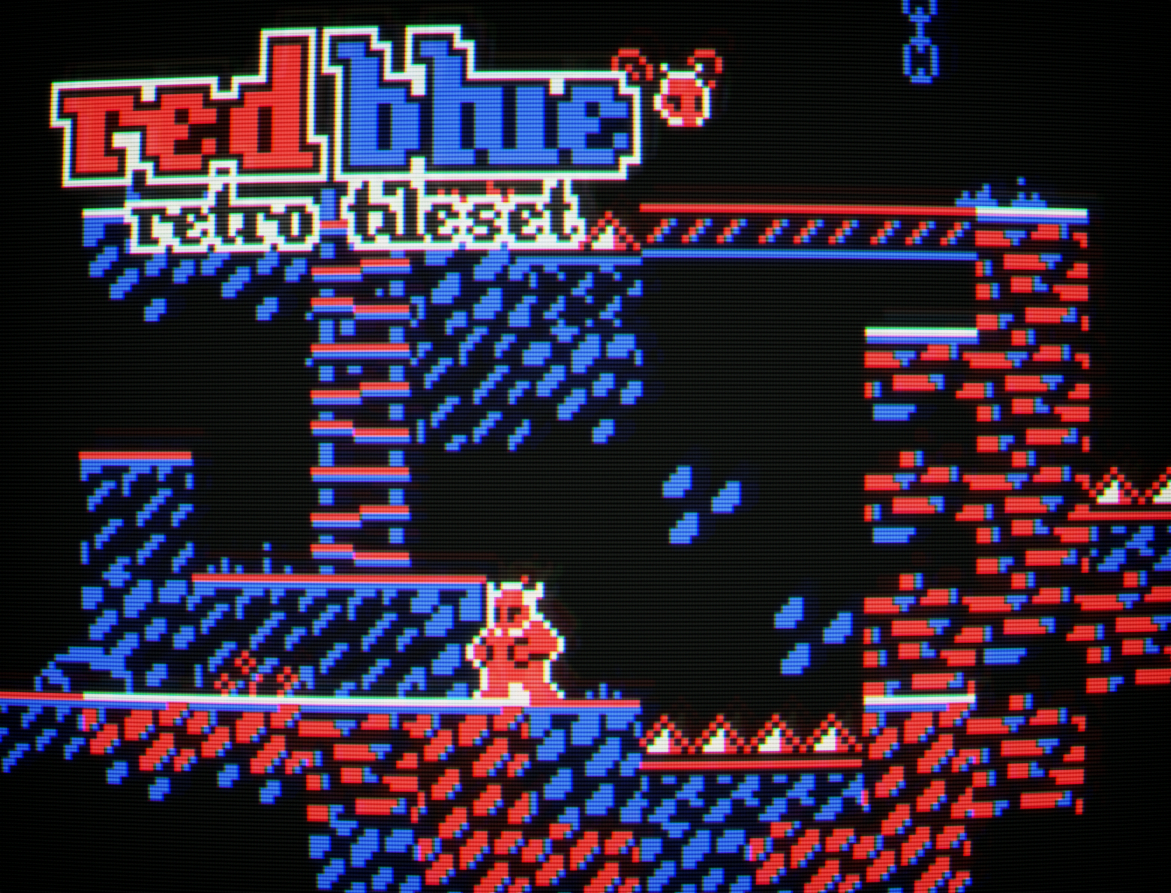 Red Blue - Free Retro Tileset by dani maccari