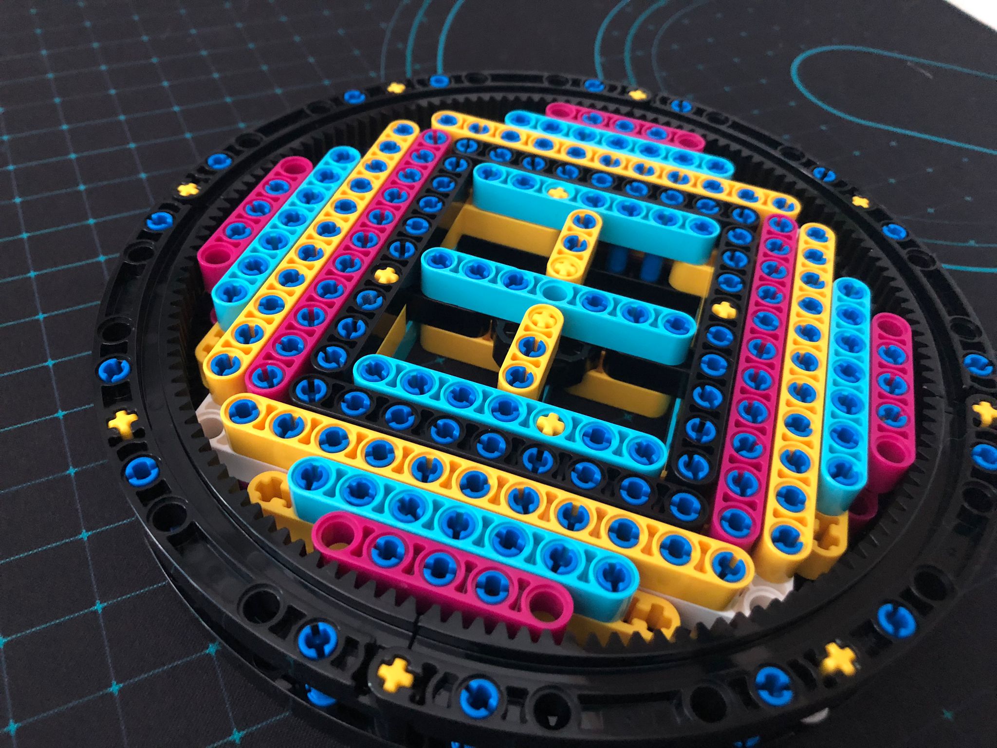 Lego Flywheel by AndreiDani