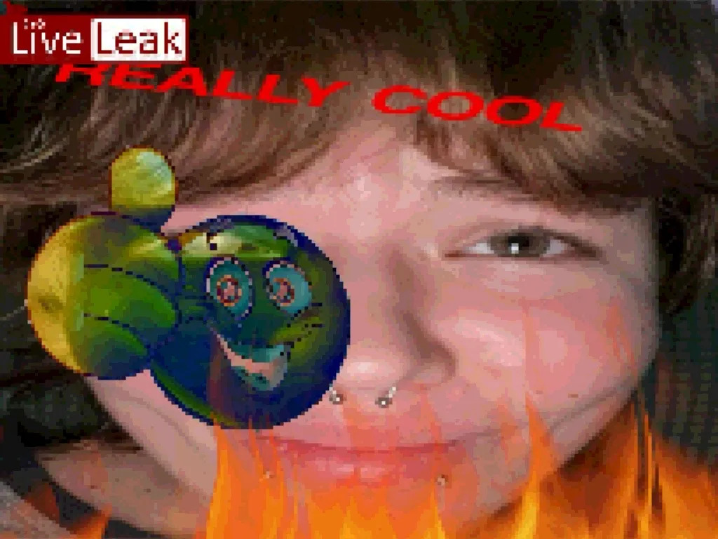 The freaky man chasing (FLASHING LIGHT WARN) by Chocolate_Fluffles